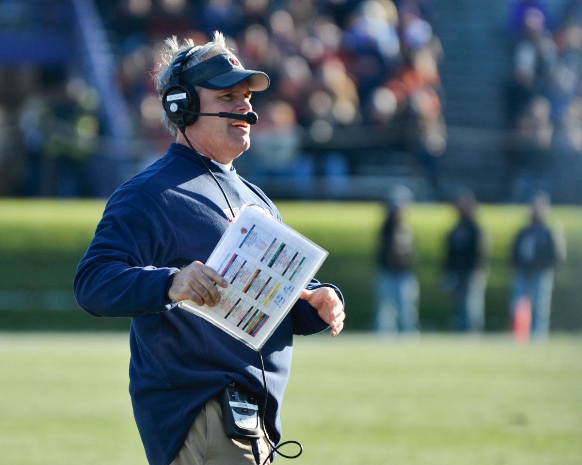 Beckman’s Illini football vision goes beyond bowl game - The Daily Illini