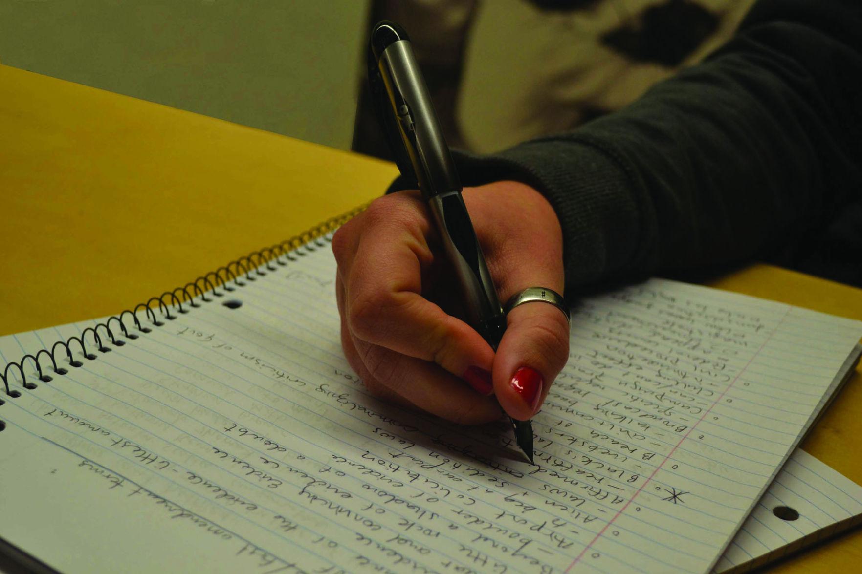 Using technology in the classroom for note-taking - The Daily Illini