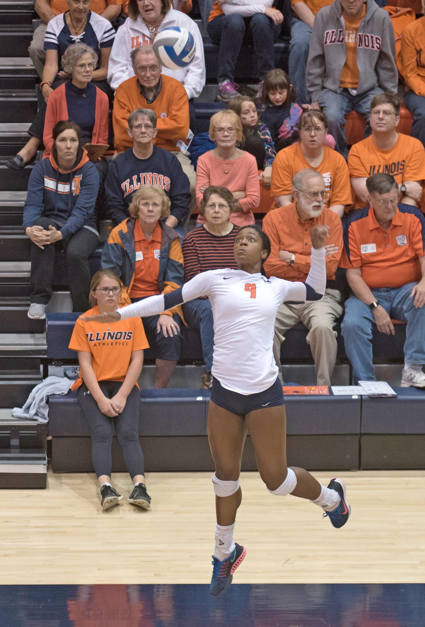 Illinois volleyball opens Big Ten season with five-set victory over No ...