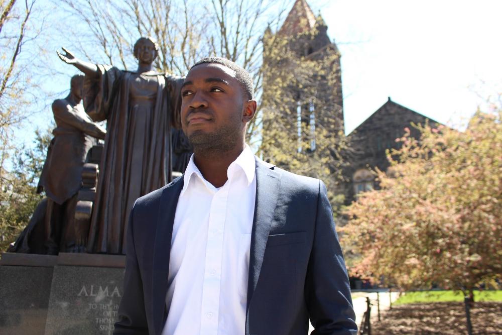 Q & A with Student Body President Ron Lewis - The Daily Illini