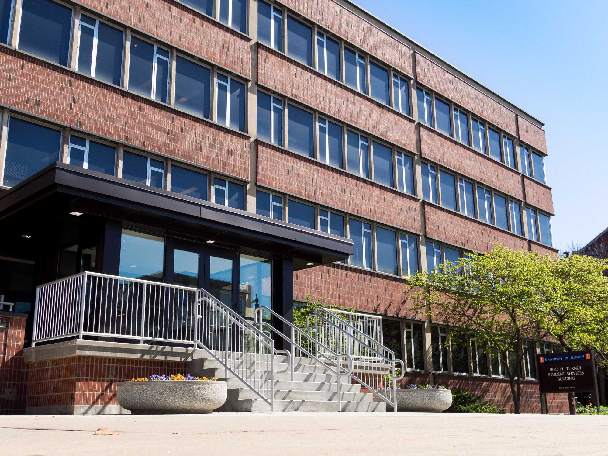 Counseling Center sees huge increase in patients, low on clinicians ...