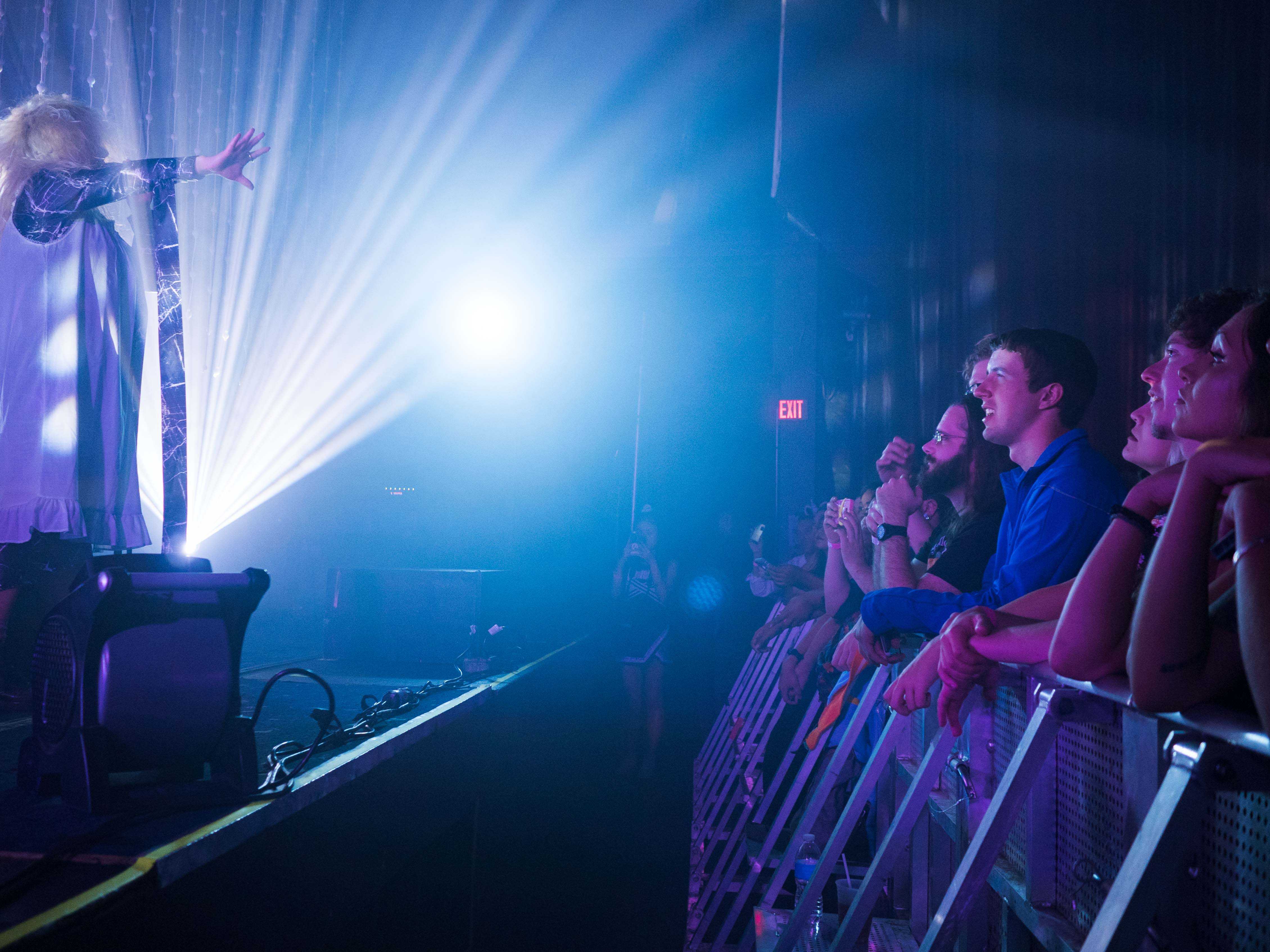 Photo Gallery: Purity Ring at Canopy Club - The Daily Illini