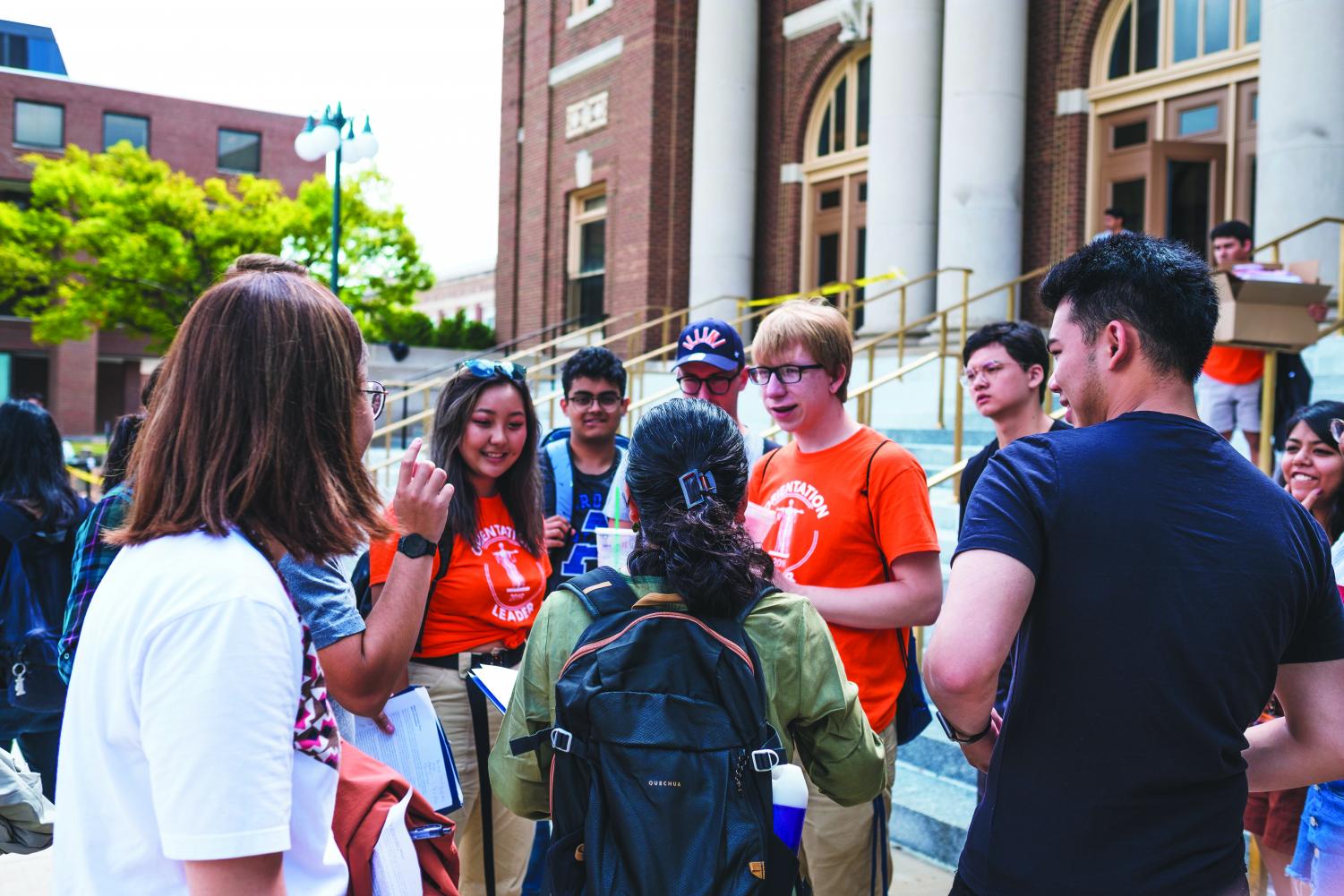 New students look to future, alumni reflect on past - The Daily Illini