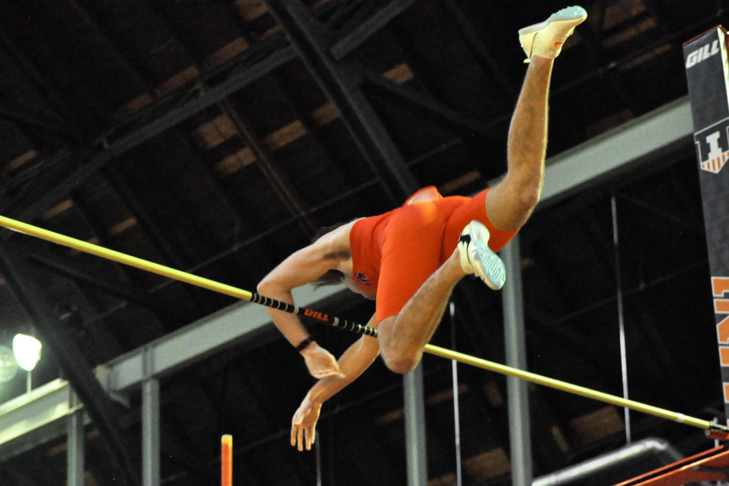 Howell dominates, Illinois track & field sets personal records at Meyo ...