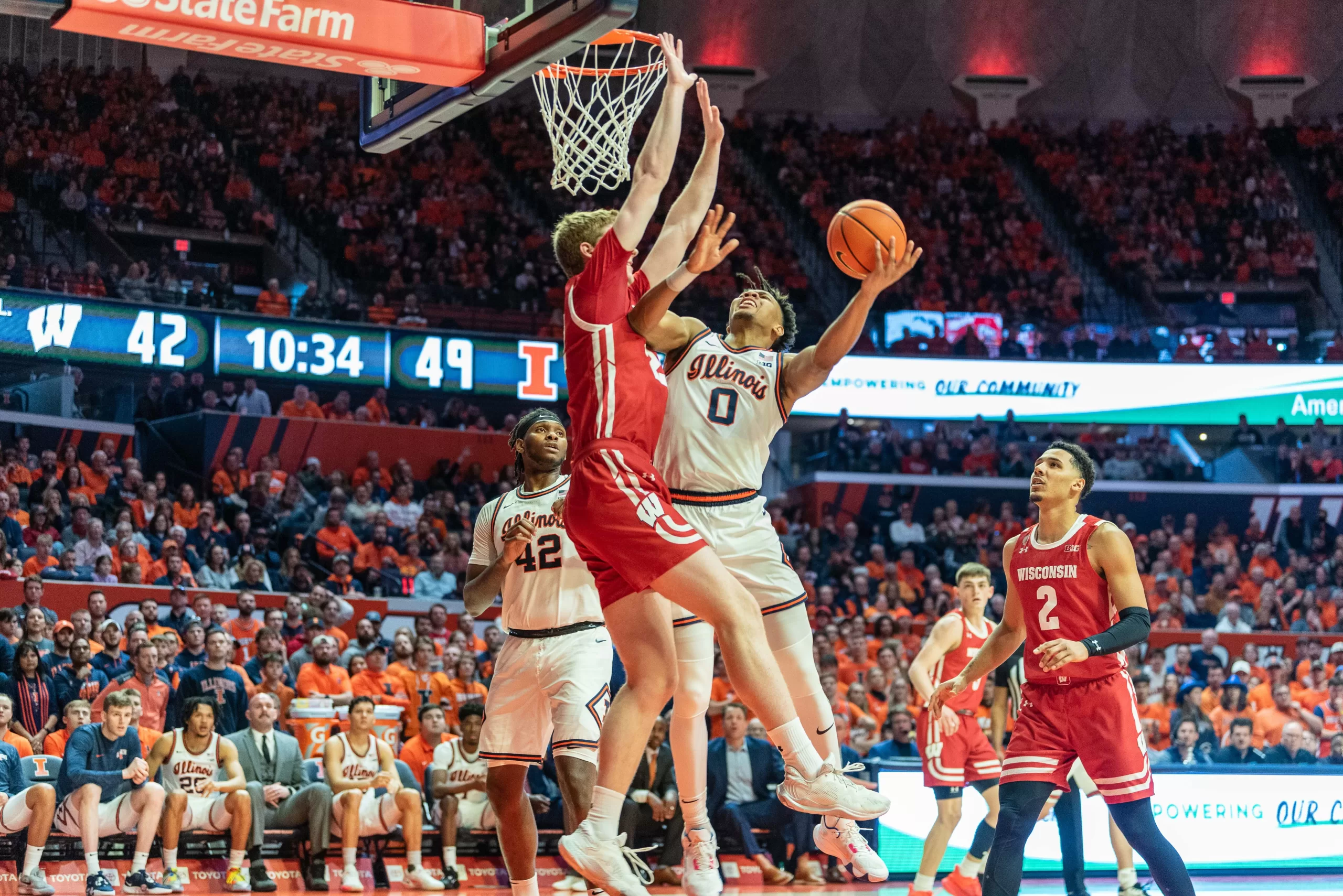 Illinois men’s basketball upsets No. 14 Wisconsin 79-69 for first Big ...