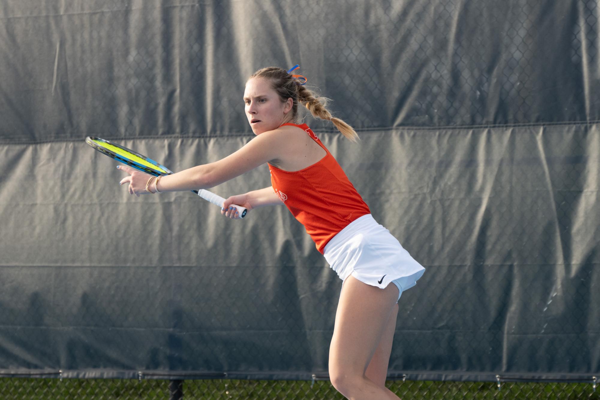 Windy afternoon match with Northwestern ends in 5-1 victory for ...
