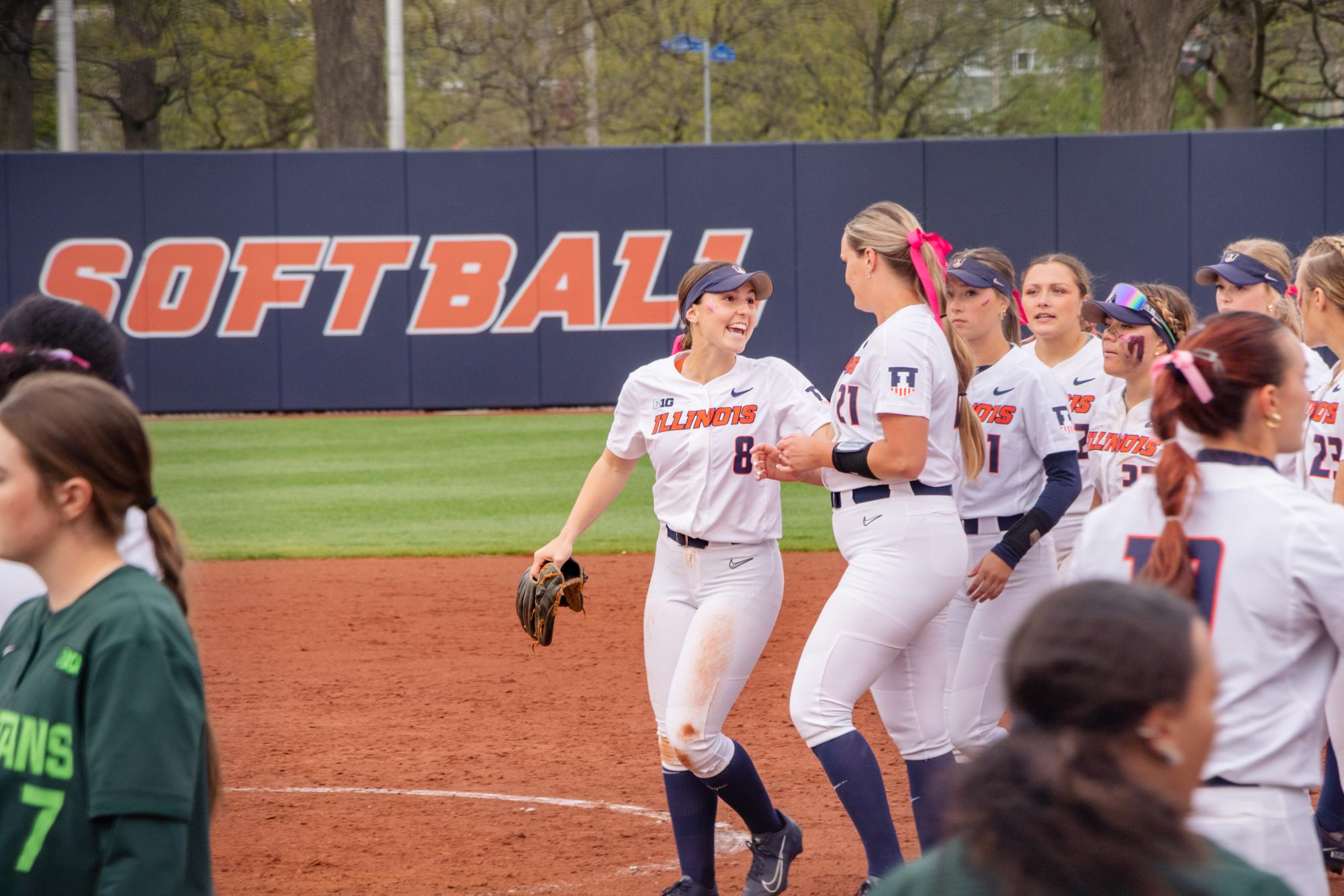 Illinois softball fall schedule kicks off doubleheader in Champaign ...