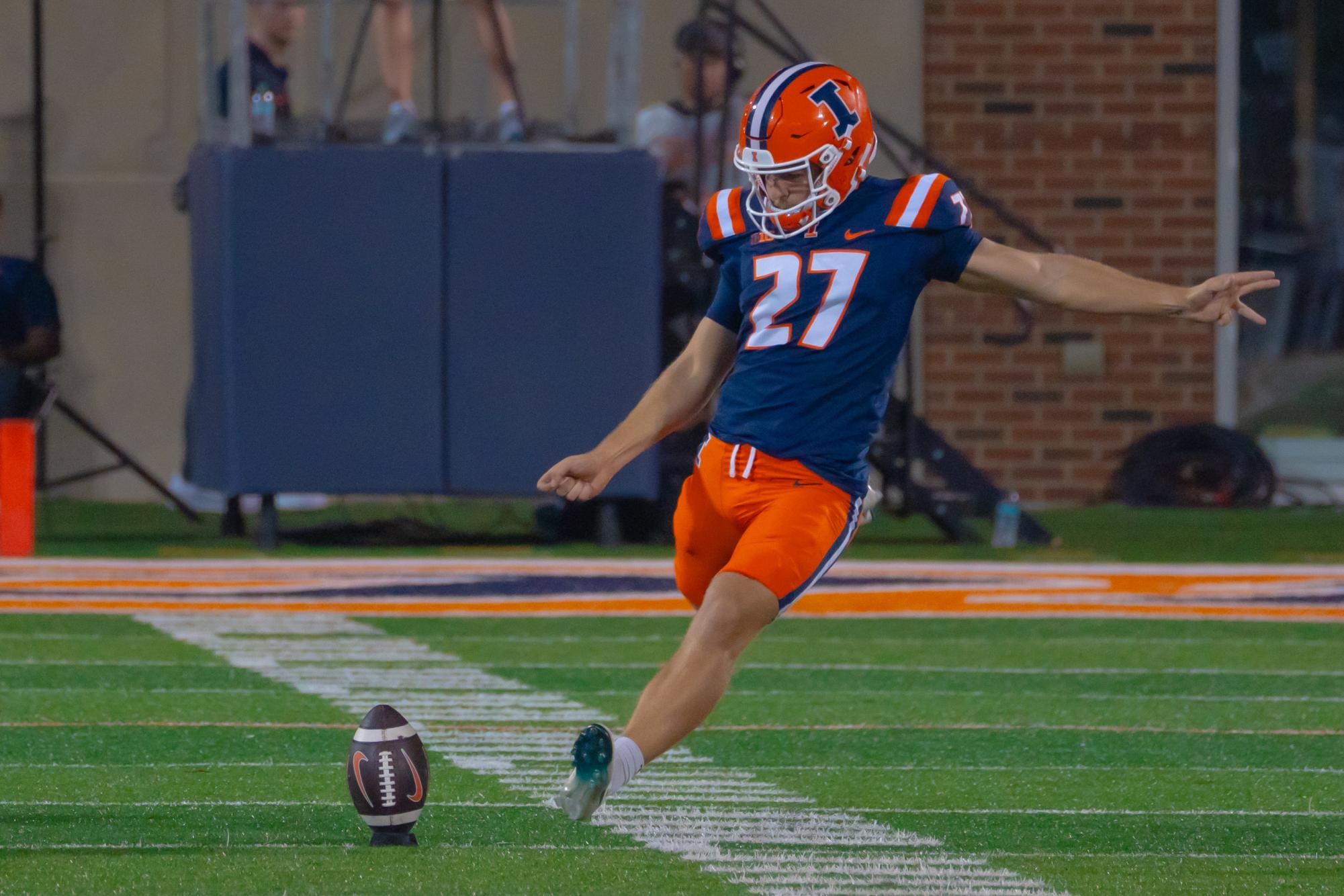 Kicker Ethan Moczulski to return to Illinois - The Daily Illini
